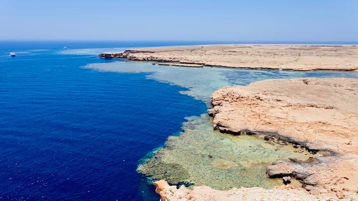 8 Hour Ras Mohammed Diving Trip by Boat from Sharm El Sheikh [2022]