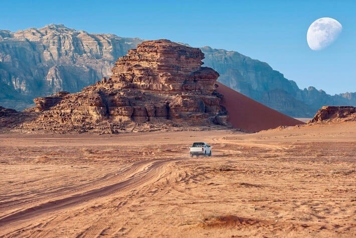 What to Pack for Jordan | Packing List for Your Jordan Trip